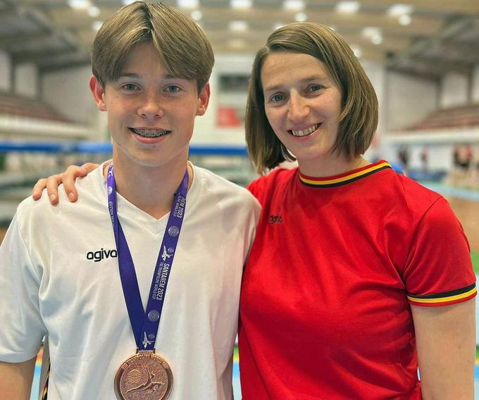 Brent Deklerck is op zijn eerste World Cup Tumbling en Trampoline ...
