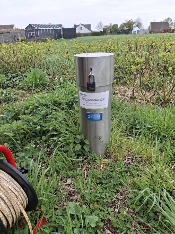 Kris (56) meet al jarenlang het West-Vlaamse grondwaterpeil: “Een ...