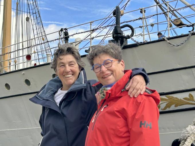 ‘Over de oceaan’-schipper Sigrid Greven (61) doet haar verhaal in De ...