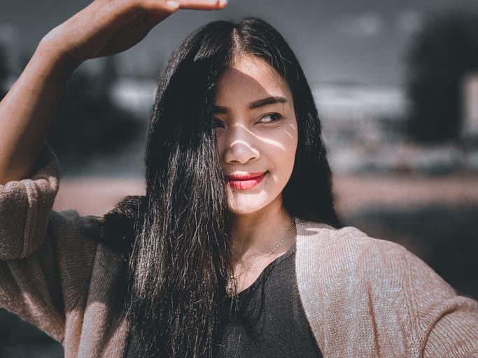 KOREAN BEAUTY: 5 astuces pour avoir des cheveux doux et soyeux