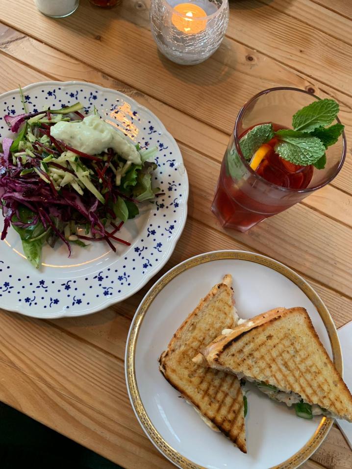 Noah: lunch & apero bar op het water van Gent