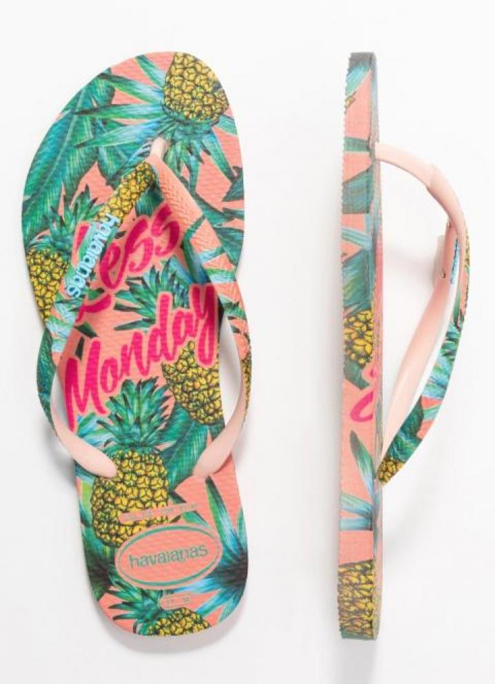 Ces tongs de luxe sont le must-have mode inattendu de l'été - Gael.be