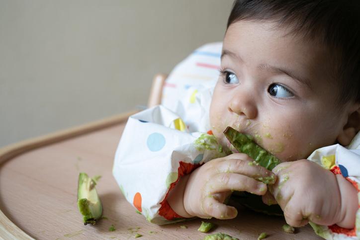 Starten met vaste voeding: wat is de Rapley-methode? - Libelle Mama