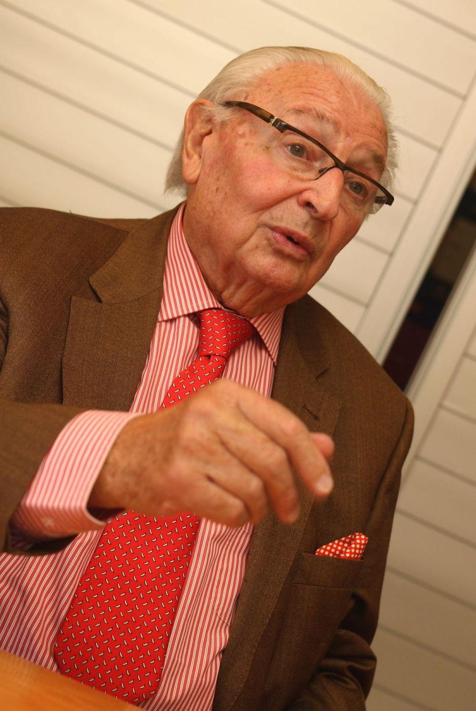 Toerismepionier Rudolf Vanmoerkerke wordt 85 - KW.be