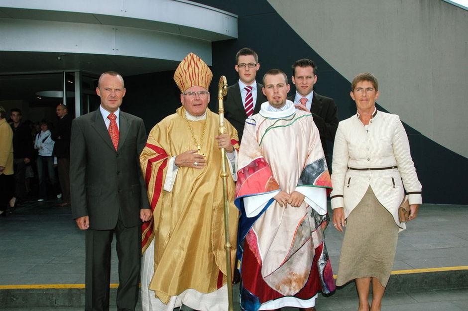 Nieuwe priester voor Bisdom Brugge - KW.be