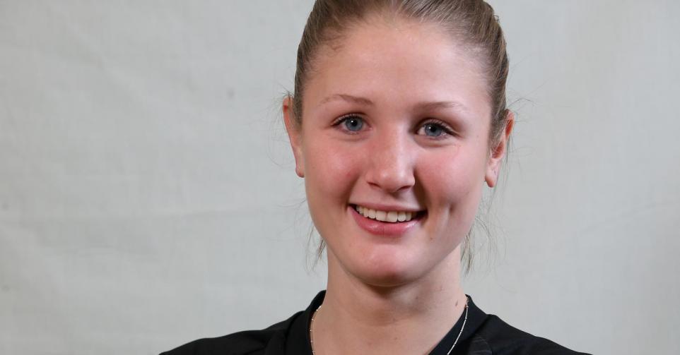 Wevelgemse Manon Stragier speelt met Yellow Tigers straks in haar ...