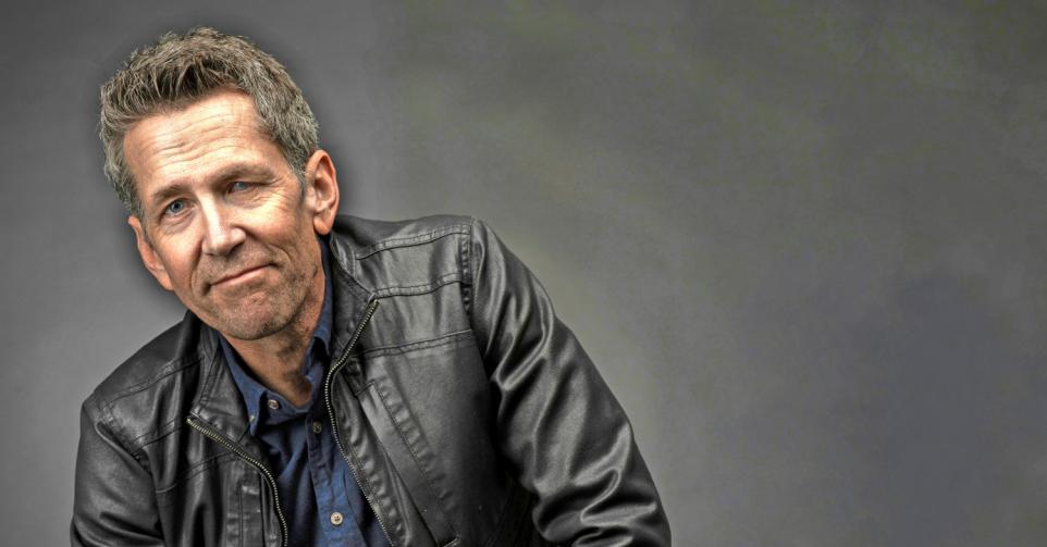 Auteur Jess Walter fileert Amerika: ‘Ik ben een toxische optimist’