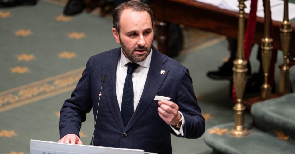 Michael Freilich onder druk binnen meerderheid, maar N-VA laat Kamerlid ...