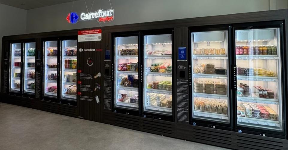 Carrefour opent grootste kassaloze winkel van België op Hasseltse ...