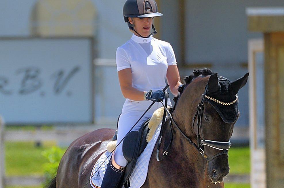 Maldegemse Manon Claeys moet medaillepaard thuislaten voor WK - KW.be