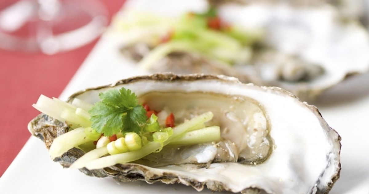 Hoe maak je een oester open? - Libelle Lekker
