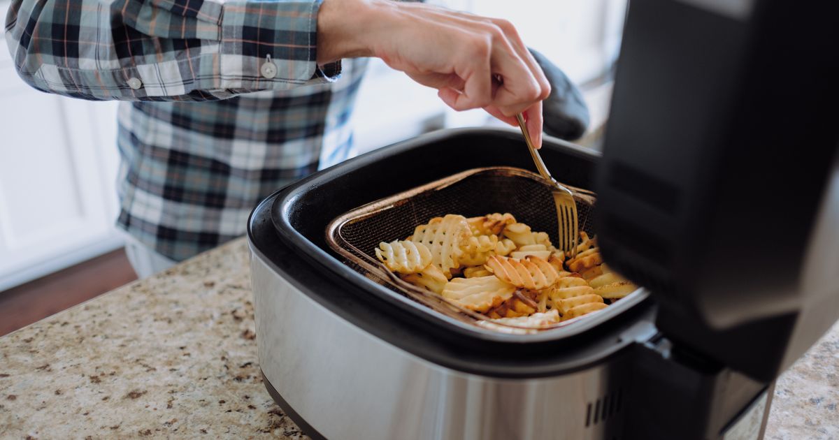 Is het wel gezond als je kind regelmatig met de airfryer kookt ...