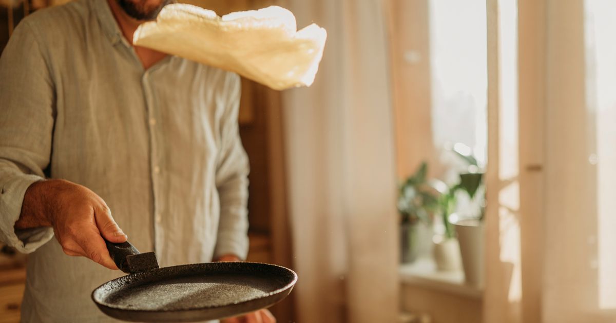 Hoe weet je wanneer je een pannenkoek moet omdraaien? - Libelle Lekker